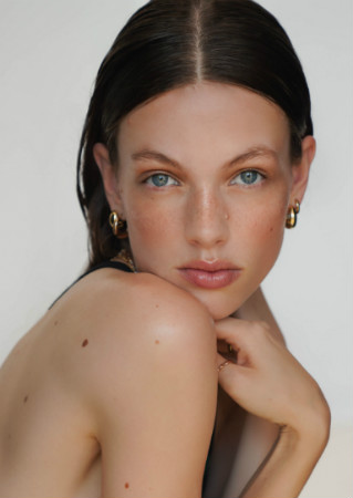 Mainboard | DOMINIQUE Models Agency | BXL