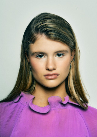 ELLA STANTON - The Squad Management