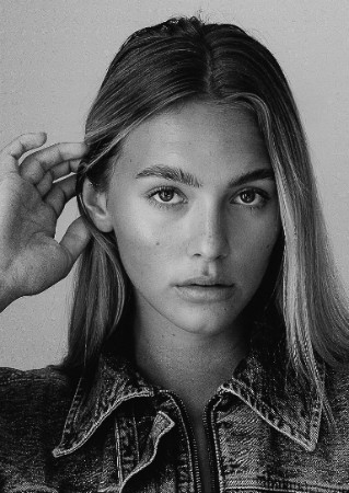 Mainboard | DOMINIQUE Models Agency | BXL