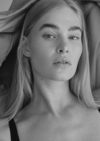 Mainboard | DOMINIQUE Models Agency | BXL